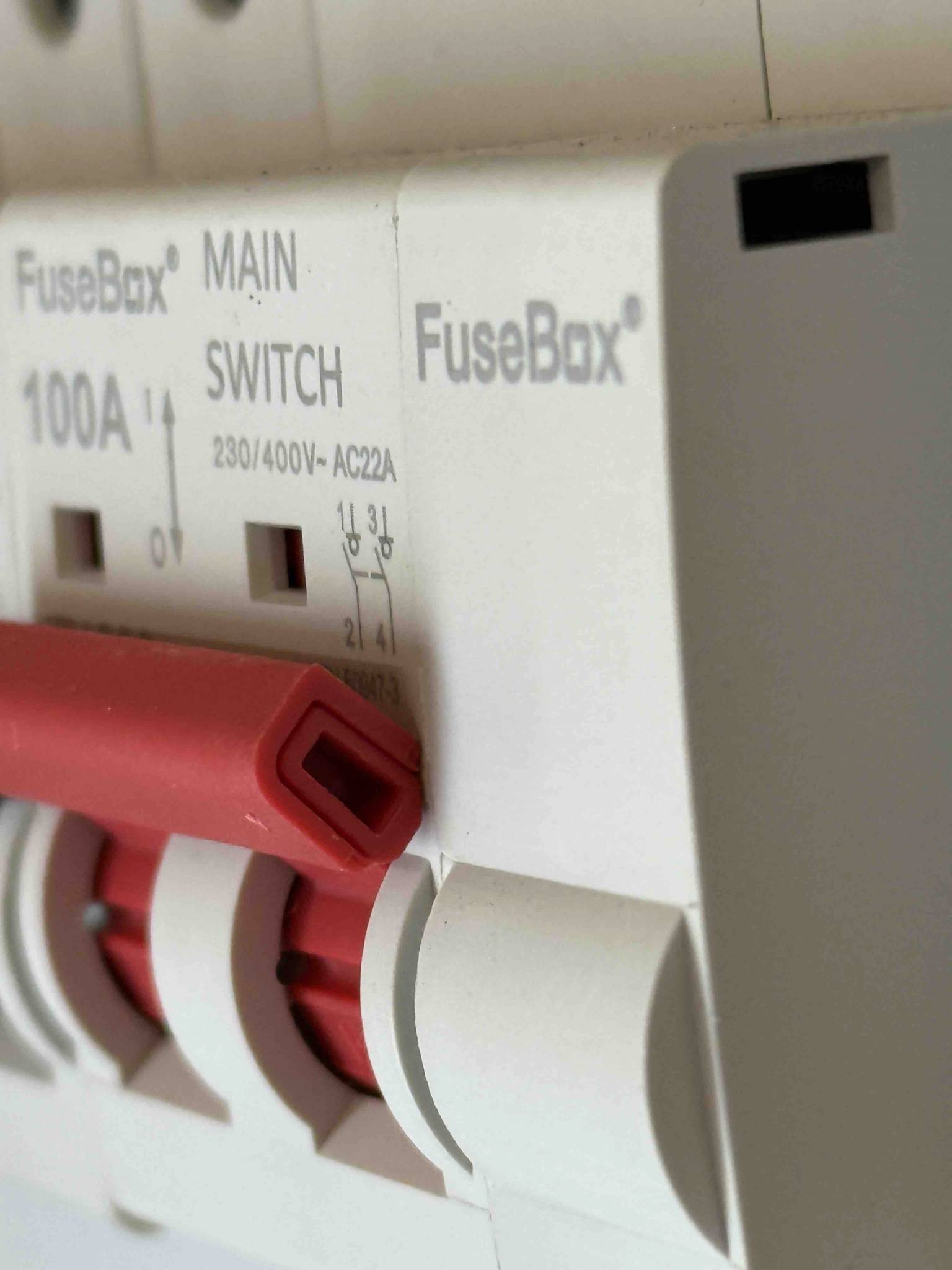 What’s Inside a Consumer Unit? | Guide to RCBOs, SPDs & Safety Devices